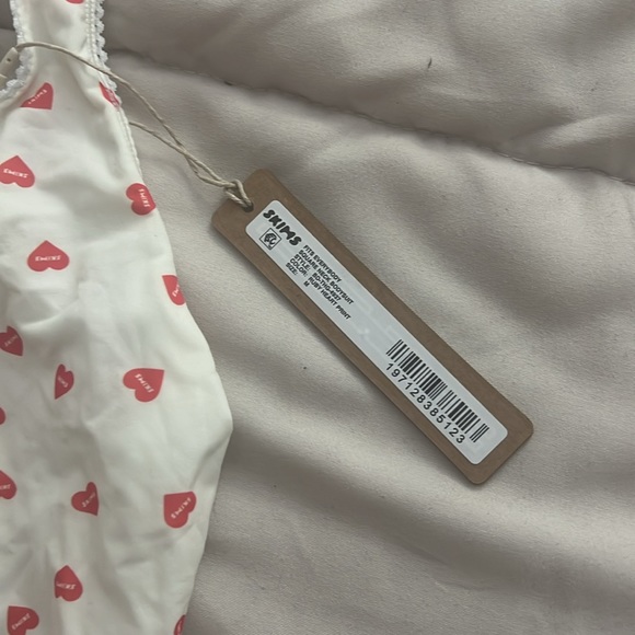 SKIMS | Tops | Skims Fits Everybody Square Neck Bodysuit | Poshmark